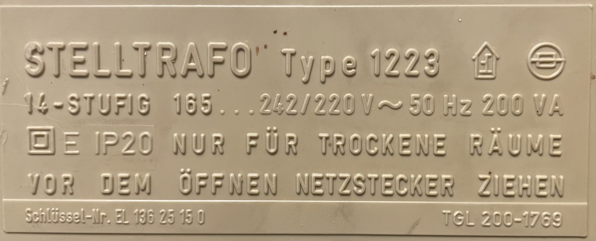 Feutron Stelltrafo Type 1223 | Röhre, RasPi und mehr